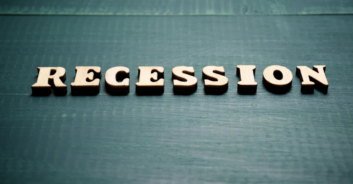 Riding the Recession Wave: Smart Investing Strategies - Tehub